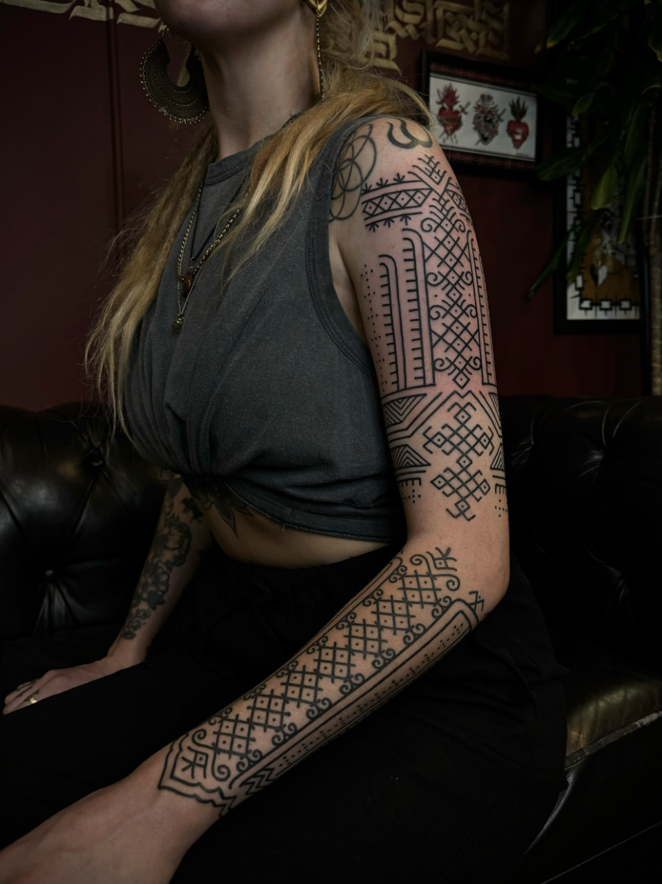 Geometric Blackwork Pattern by Lamat • Tattoodo