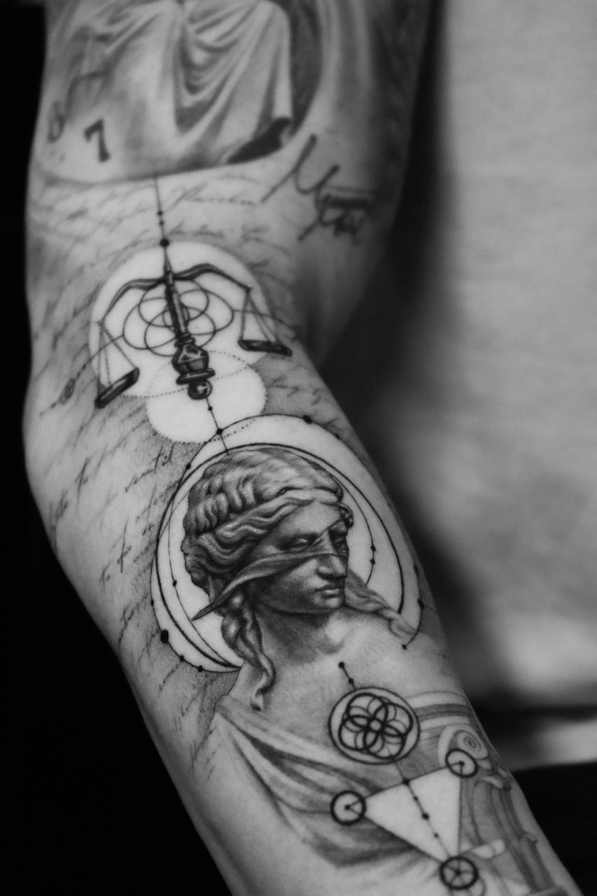 Geometric Scale Tattoo • Tattoodo