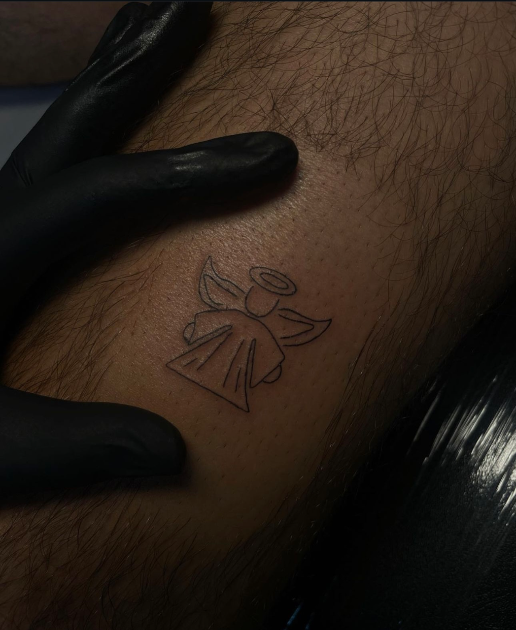 Minimal Angel • Tattoodo