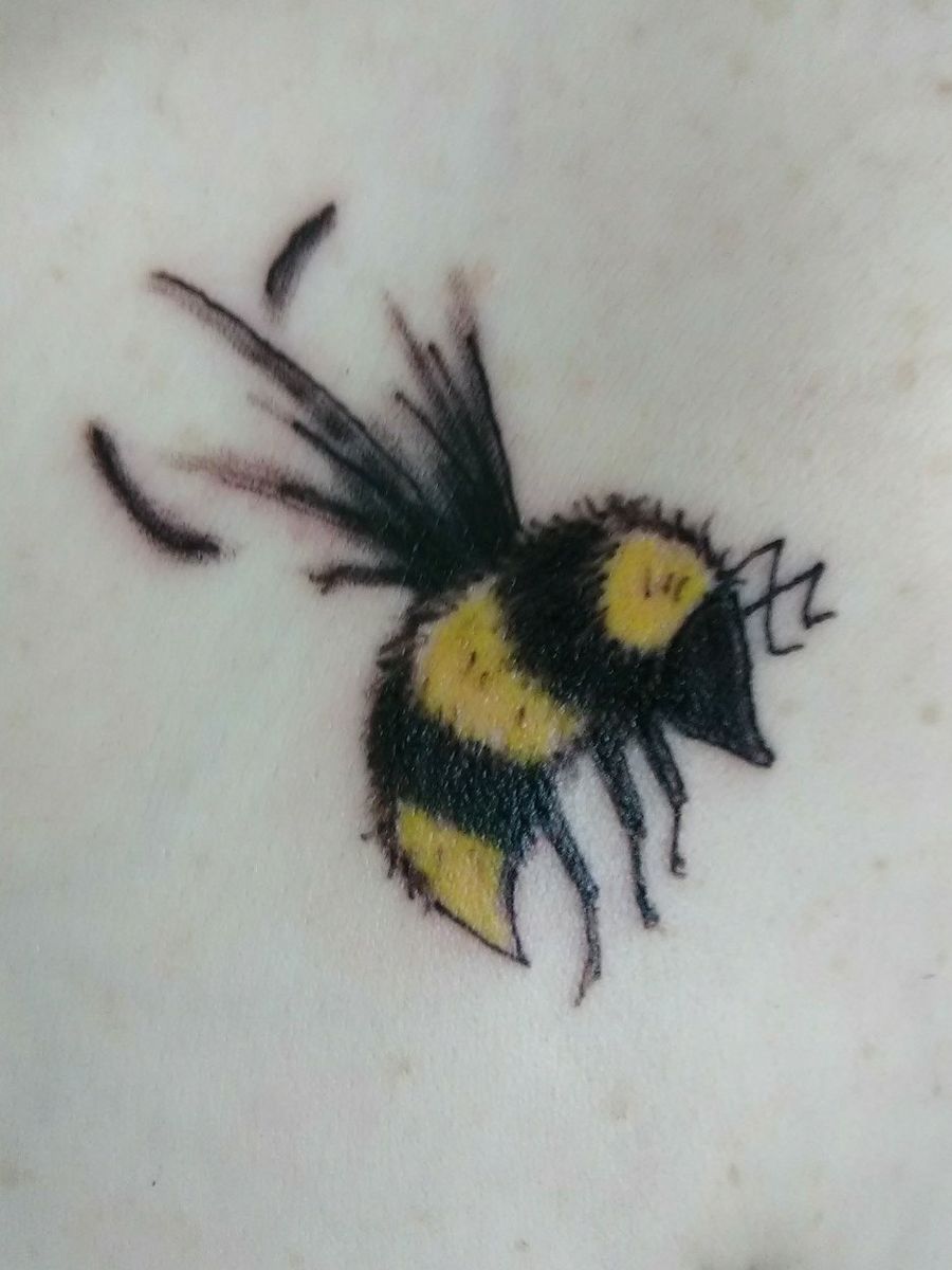 Tattoo uploaded by Chris Kuma • Little fuzzy bee tat • Tattoodo