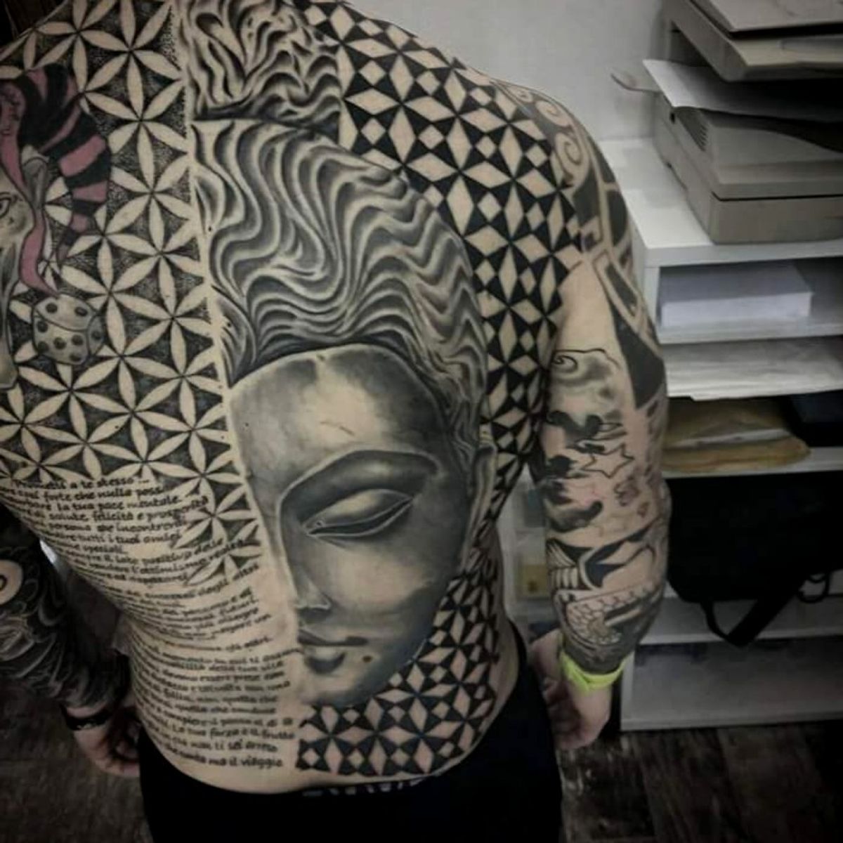 Tattoo uploaded by RH tattoo Livorno • By Alessandra Gaibotti X info ...