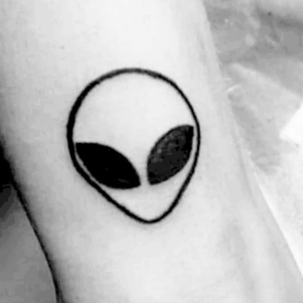 Simple Alien Tattoo