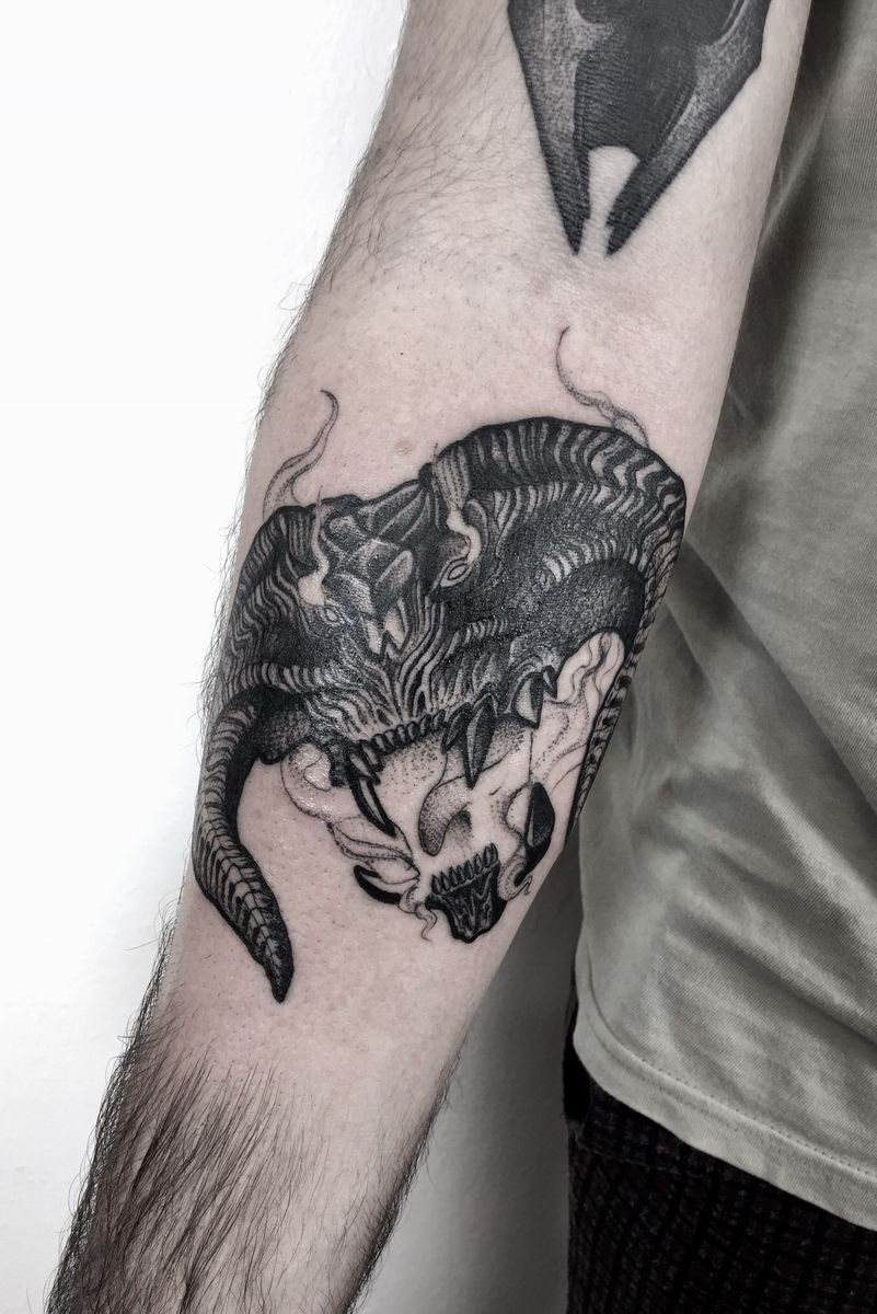 Tattoo uploaded by Mattia Provezza • Balrog of morgoth #blackwork # ...