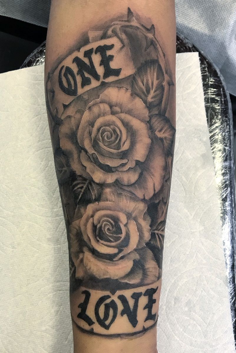 Tattoo uploaded by Varrio ink Tattoo Yokosuka • One love • Tattoodo