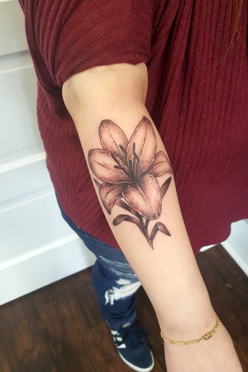 Tattoo uploaded by Lynn Marie • Black and grey lily#tattoo #tattoolife ...