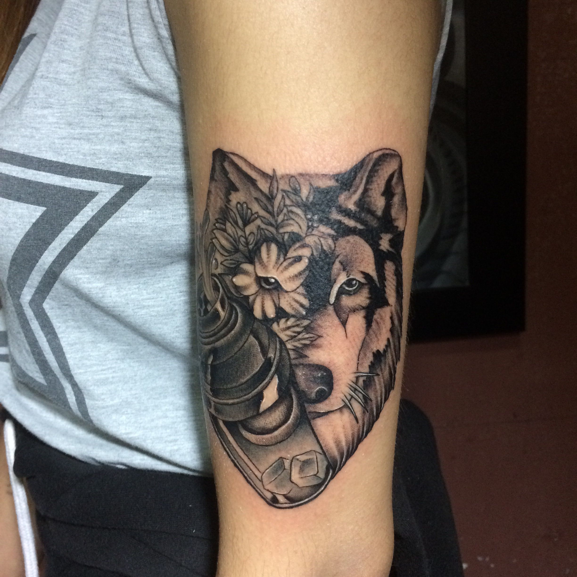 Tattoo uploaded by RUSTY NEEDLE TATTOO GALLERY • Tattoodo