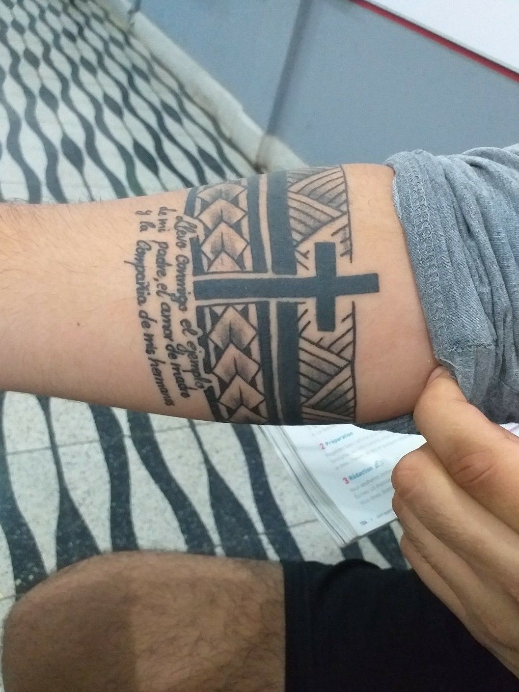 Simbolo Hermanas Tattoos Tattoo Uploaded By Yaiza • Tattoodo
