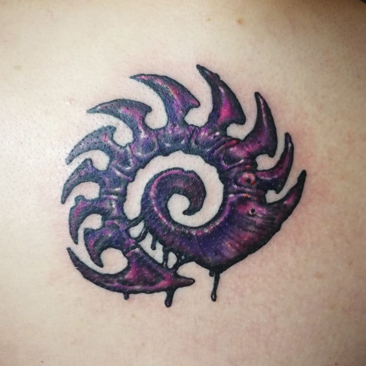 Tattoo uploaded by Álvaro Pecor • #Zerg #StarCraft #DharmaTattooPeru # ...