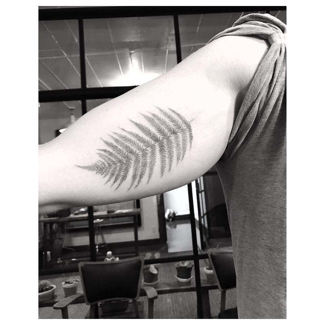 Tattoo uploaded by 毅 • Tattoodo