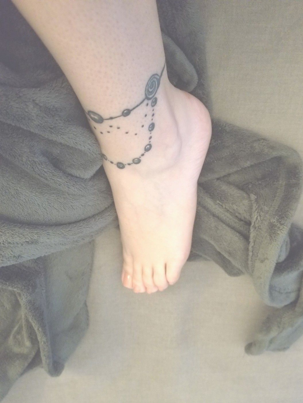 Top 101 + Foot chain tattoo - Spcminer.com