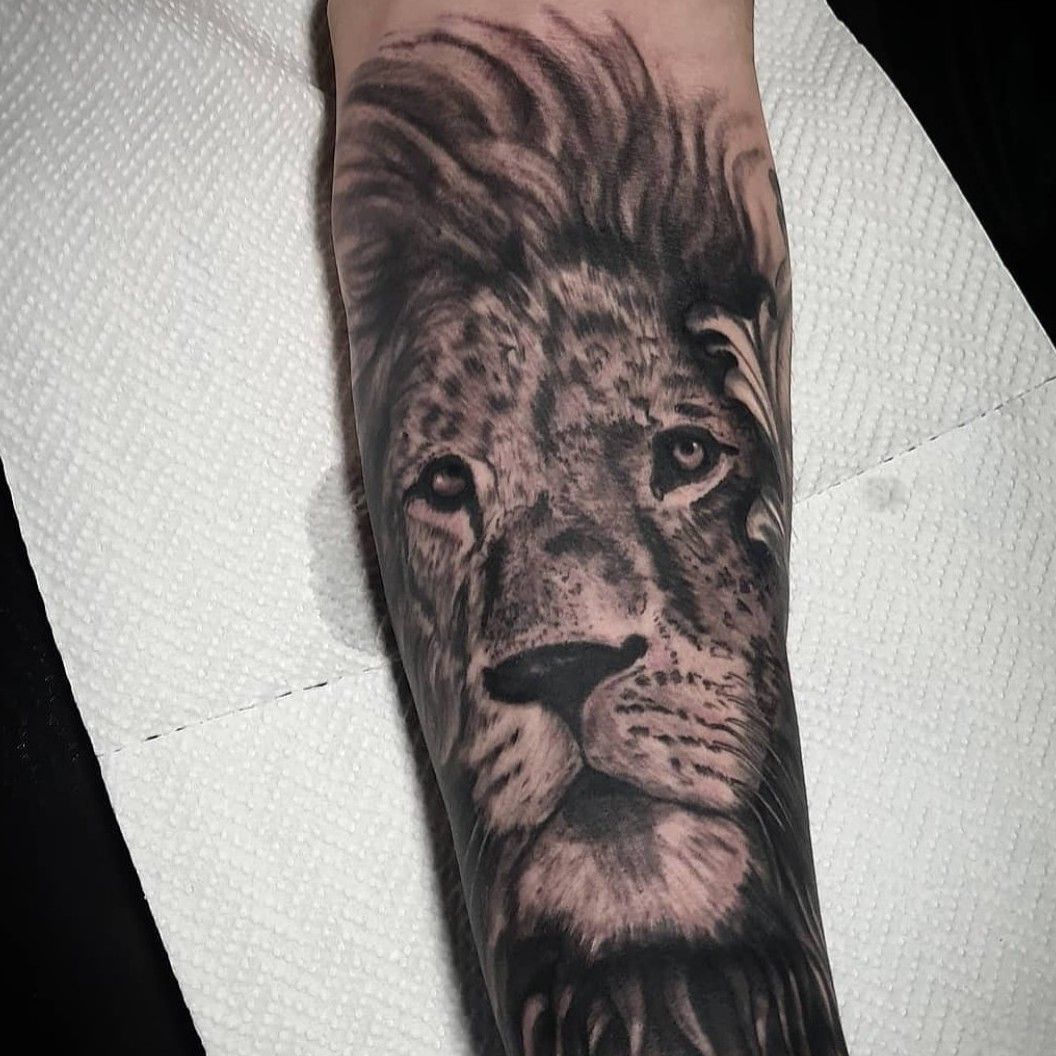 Tattoo uploaded by Adrian tattoo • Tattoodo