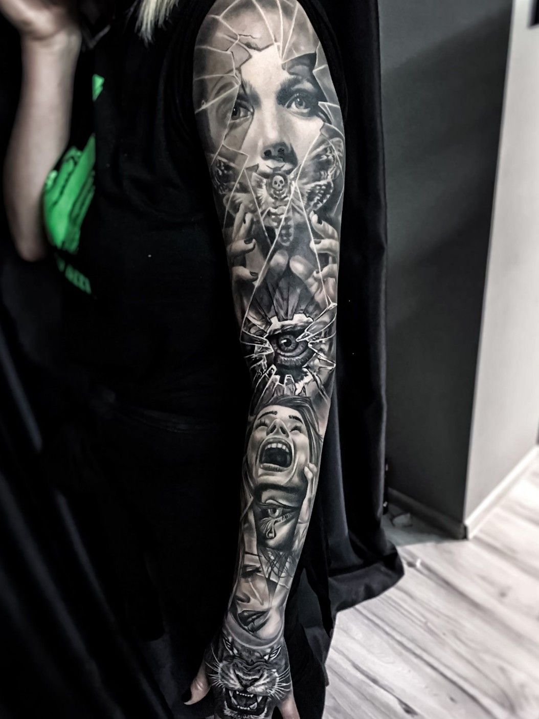 Tattoo uploaded by Hasha-tattoo • Tattoodo
