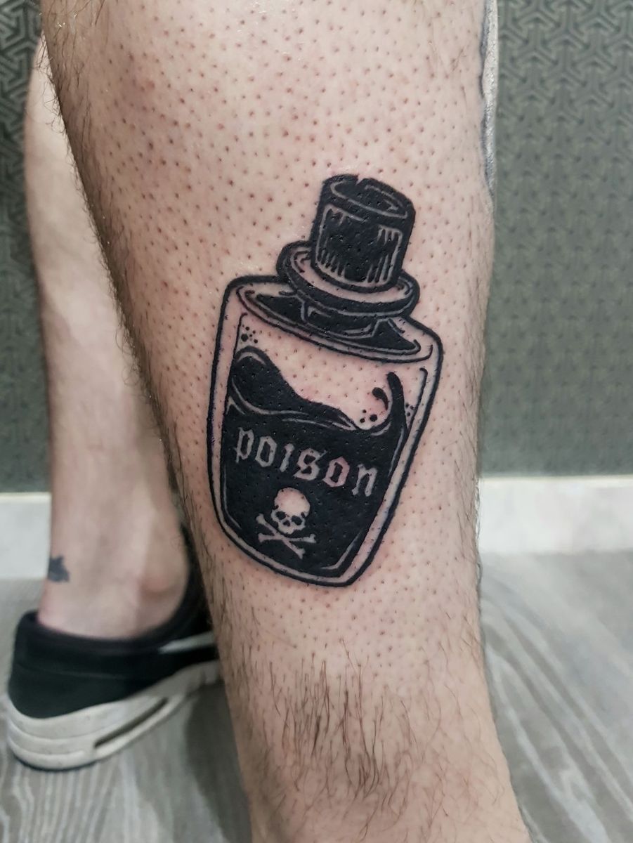 Tattoo uploaded by Eme • #poison #veneno #blackworktattoo #balckwork # ...