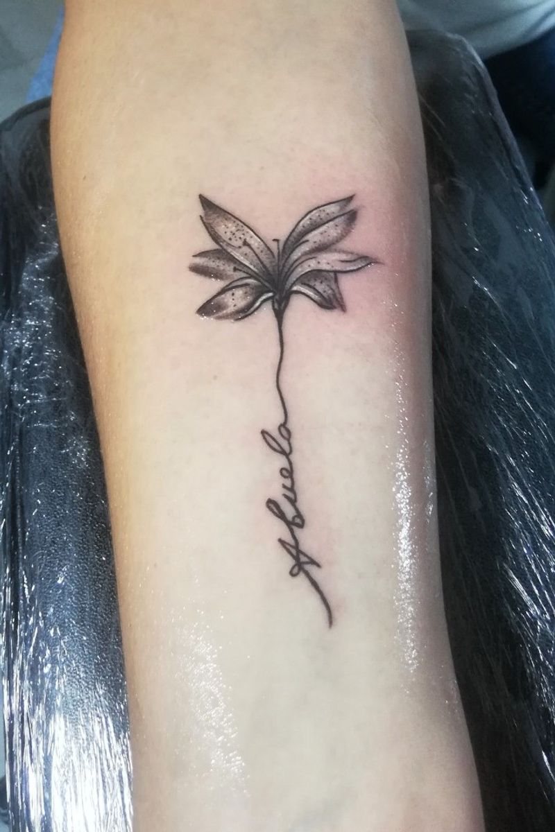 Tattoo uploaded by inkatattoo • Abuela • Tattoodo