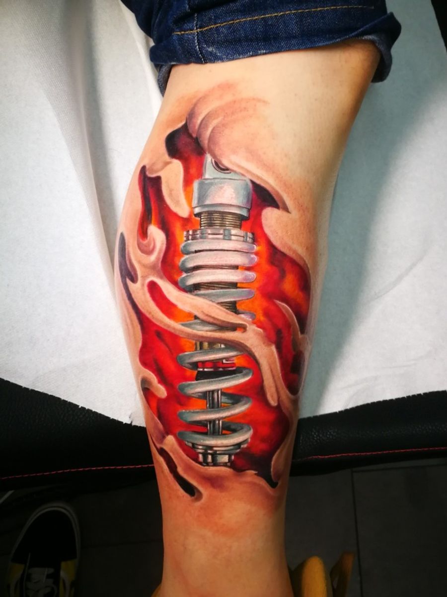 Tattoo uploaded by Fred-ink tattoo • Suspension de moto couleur • Tattoodo