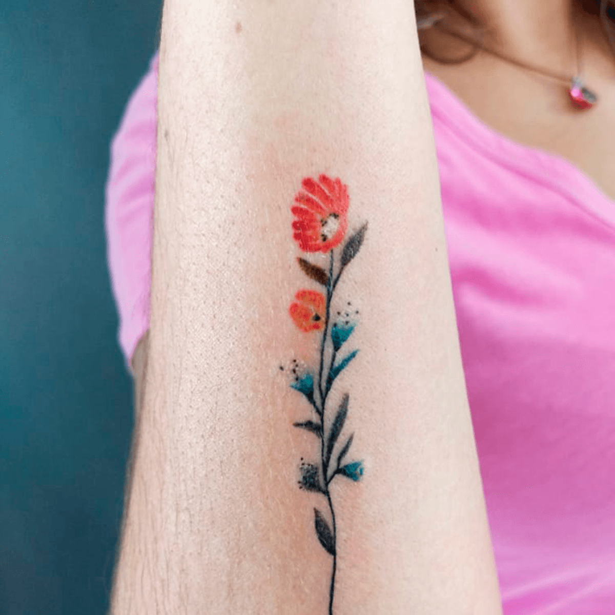 Tattoo uploaded by Maverick Tattoo Parlour • Flor tradicional | @rob ...