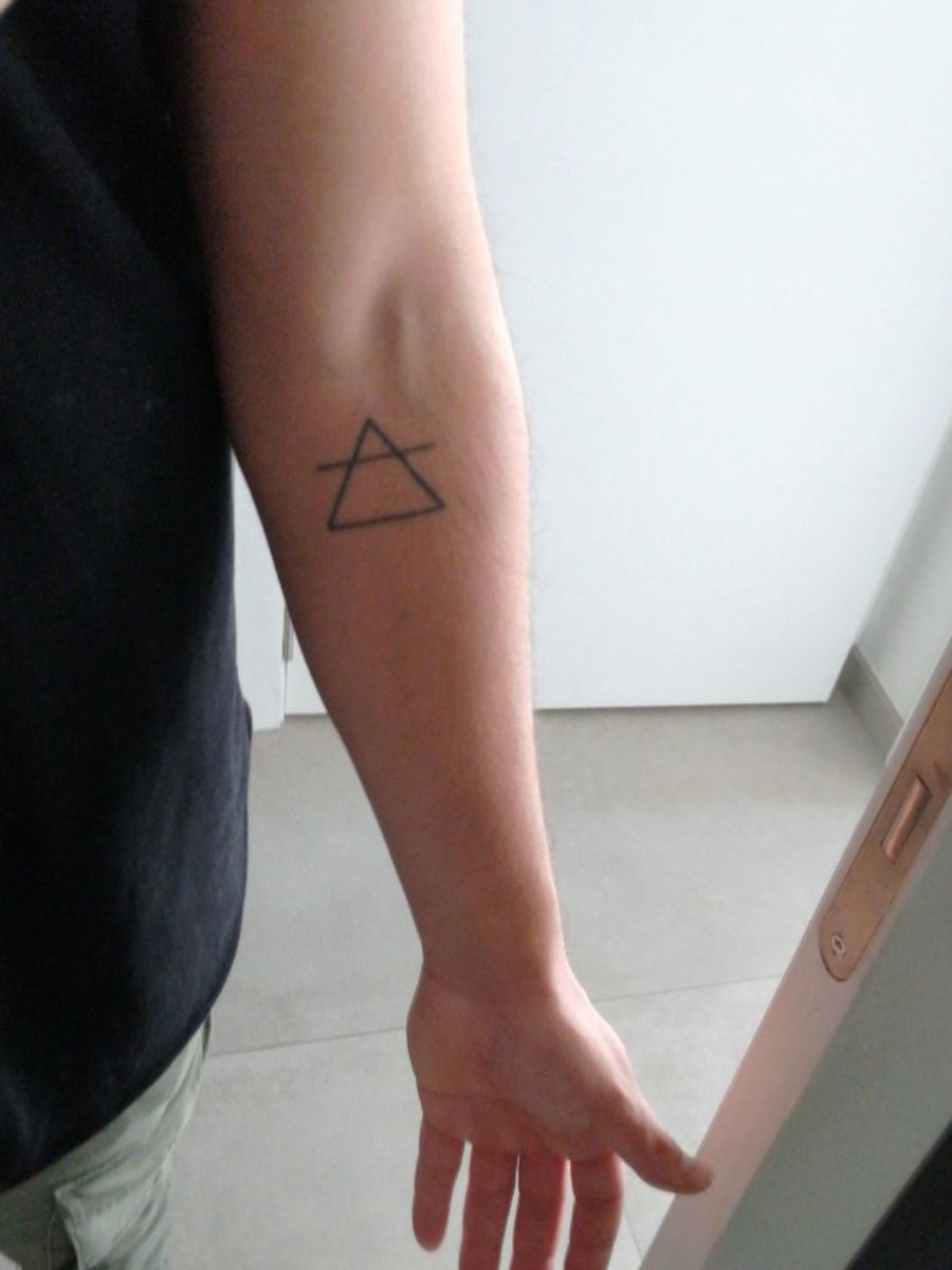 Tattoo uploaded by Dylan De Bondt • Transcend, glyph, geometric • Tattoodo
