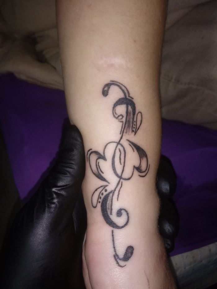 Tattoo uploaded by Cedric Sapp • Tattoodo