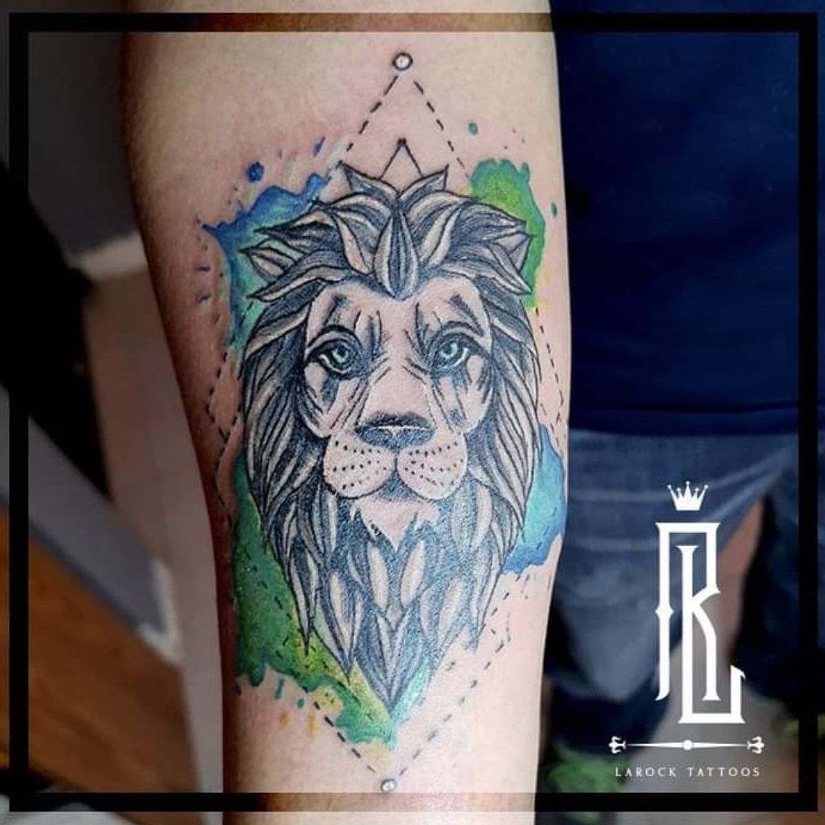 Tattoo uploaded by Rock Tattoo Artist • Tatuaje León, estilo nuevo ...