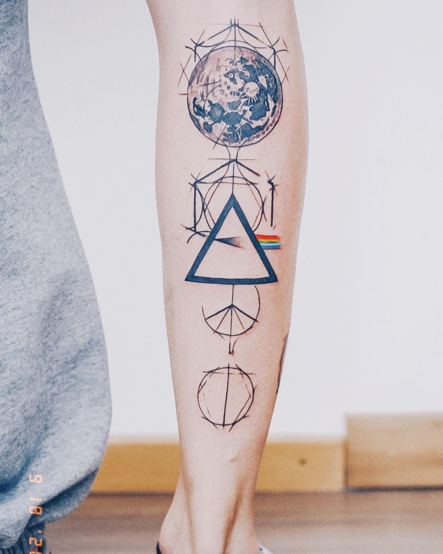 Tattoo uploaded by HI Tattoo • Tattoodo