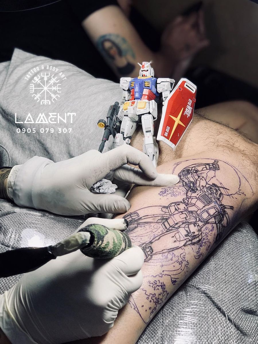 Tattoo uploaded by LÂM VÕ • GUNDAM TATTOO by 𝑳𝒂𝒎𝒆𝒏𝒕 - LOADING 𝟖𝟎% Inked ...
