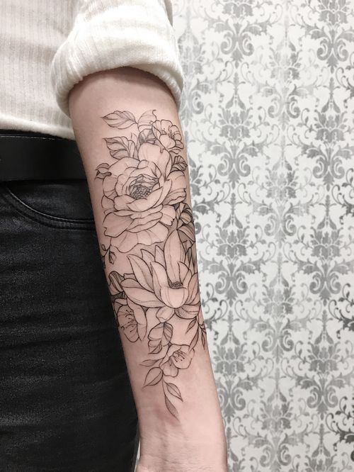 Tattoo uploaded by Alium Tattoo • Tattoodo