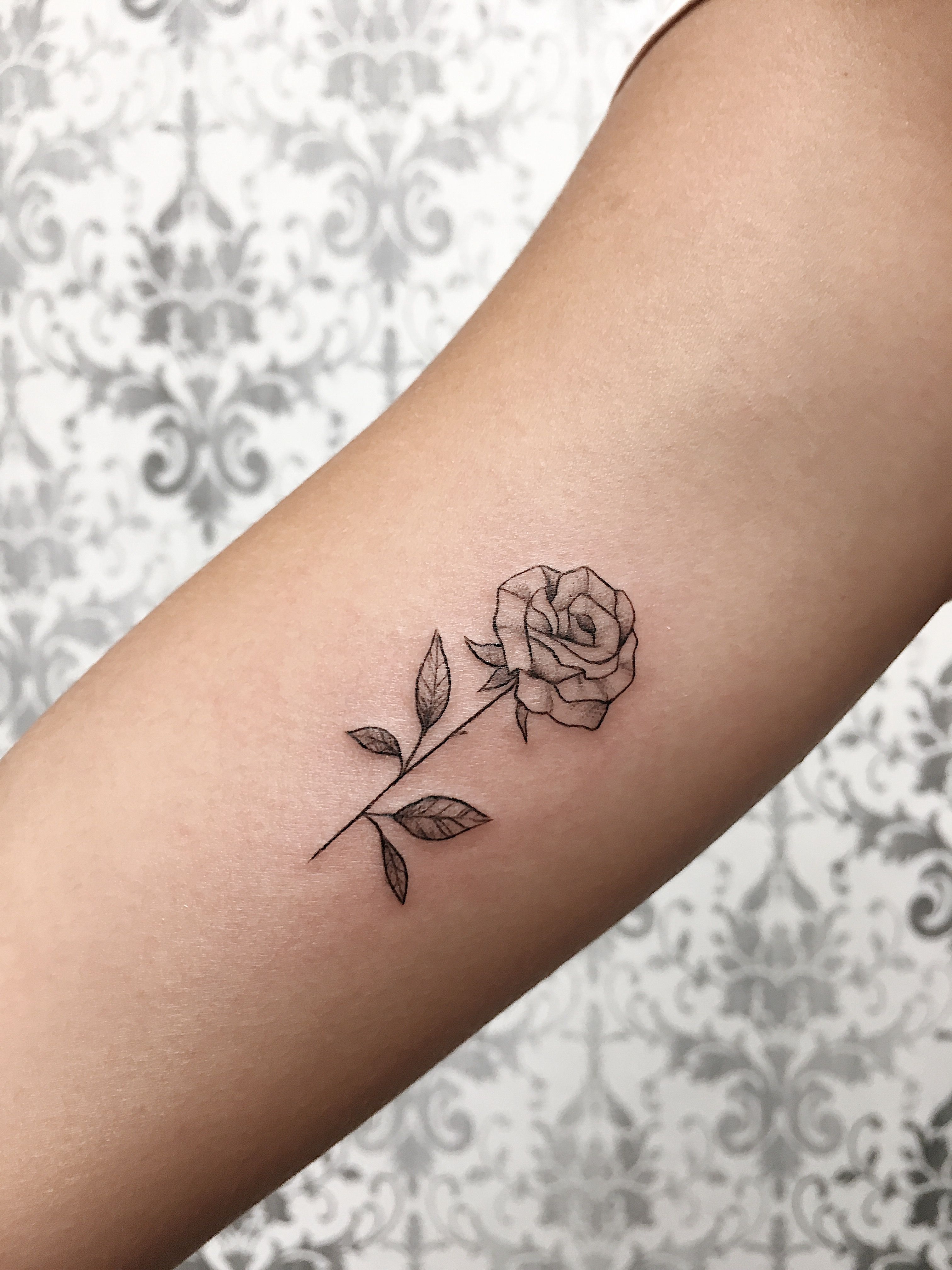 Tattoo uploaded by Alium Tattoo • Tattoodo