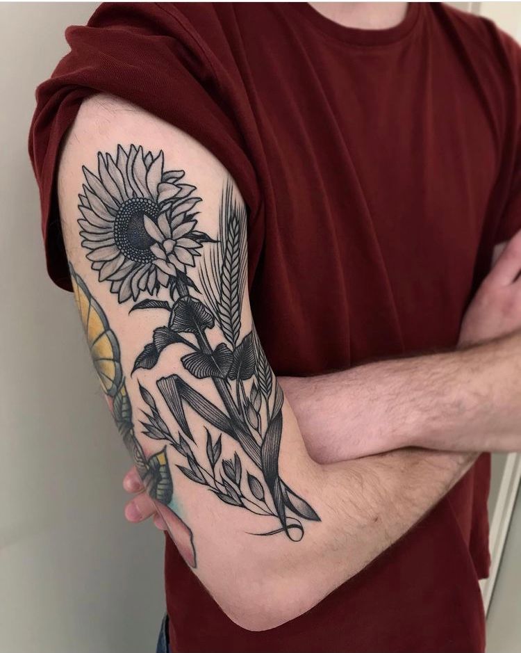 Illustrative Sunflower Tattoo by Giada Knox • Tattoodo