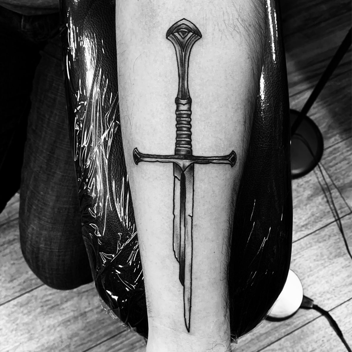 Tattoo uploaded by Katt Franich • Lord Of the rings Anduril • Tattoodo