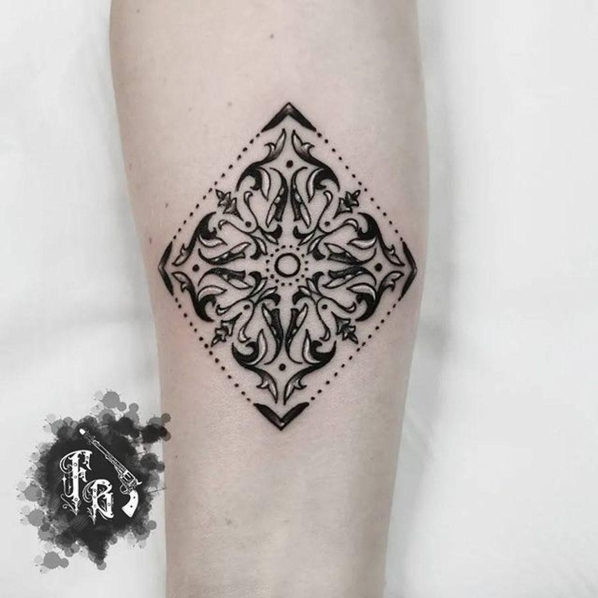 Tattoo uploaded by Fabiano Bernardo • Portuguese Tile (Azulejo) • Tattoodo