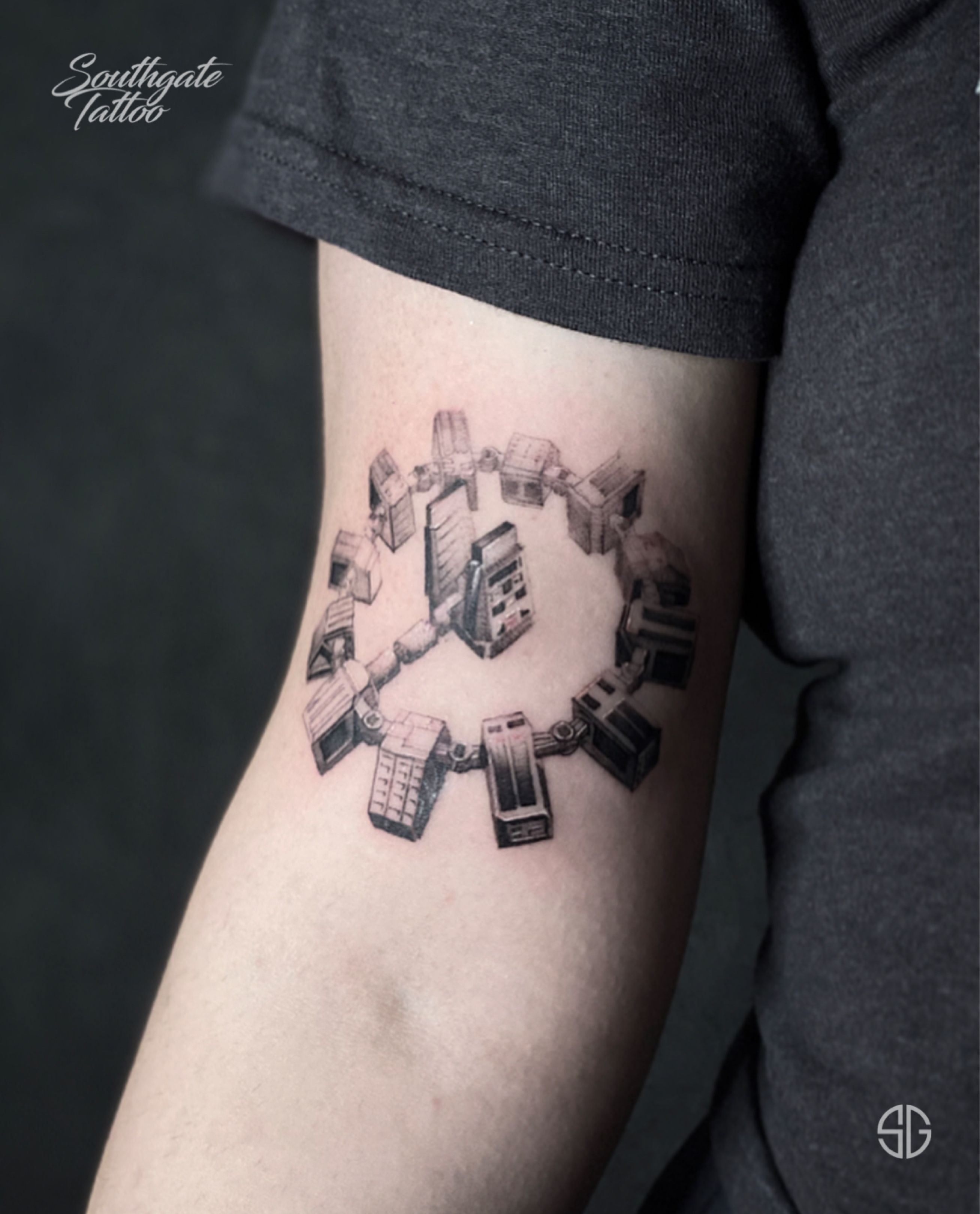 Interstellar Endurance Spacecraft