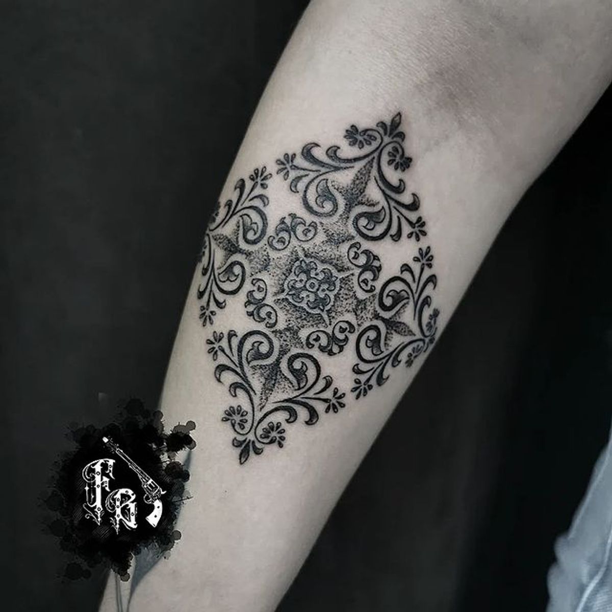 Tattoo uploaded by Fabiano Bernardo • Azulejo - Portuguese Tiles • Tattoodo