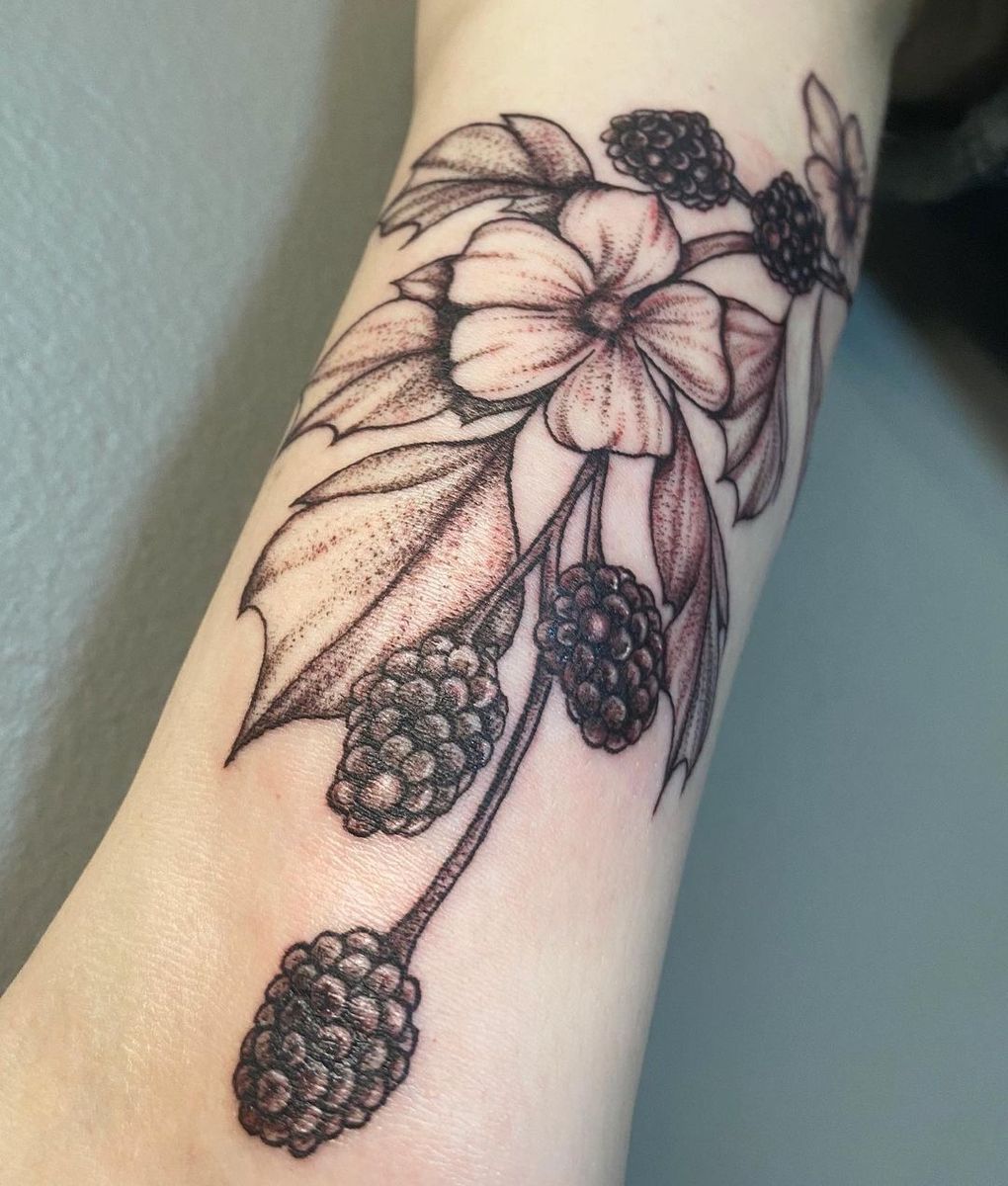 Tattoo uploaded by Mikayla • Tattoodo