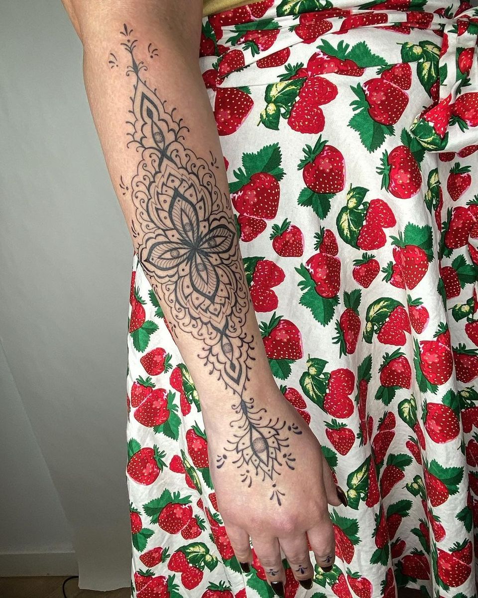 Tattoo uploaded by Carmen • Tattoodo