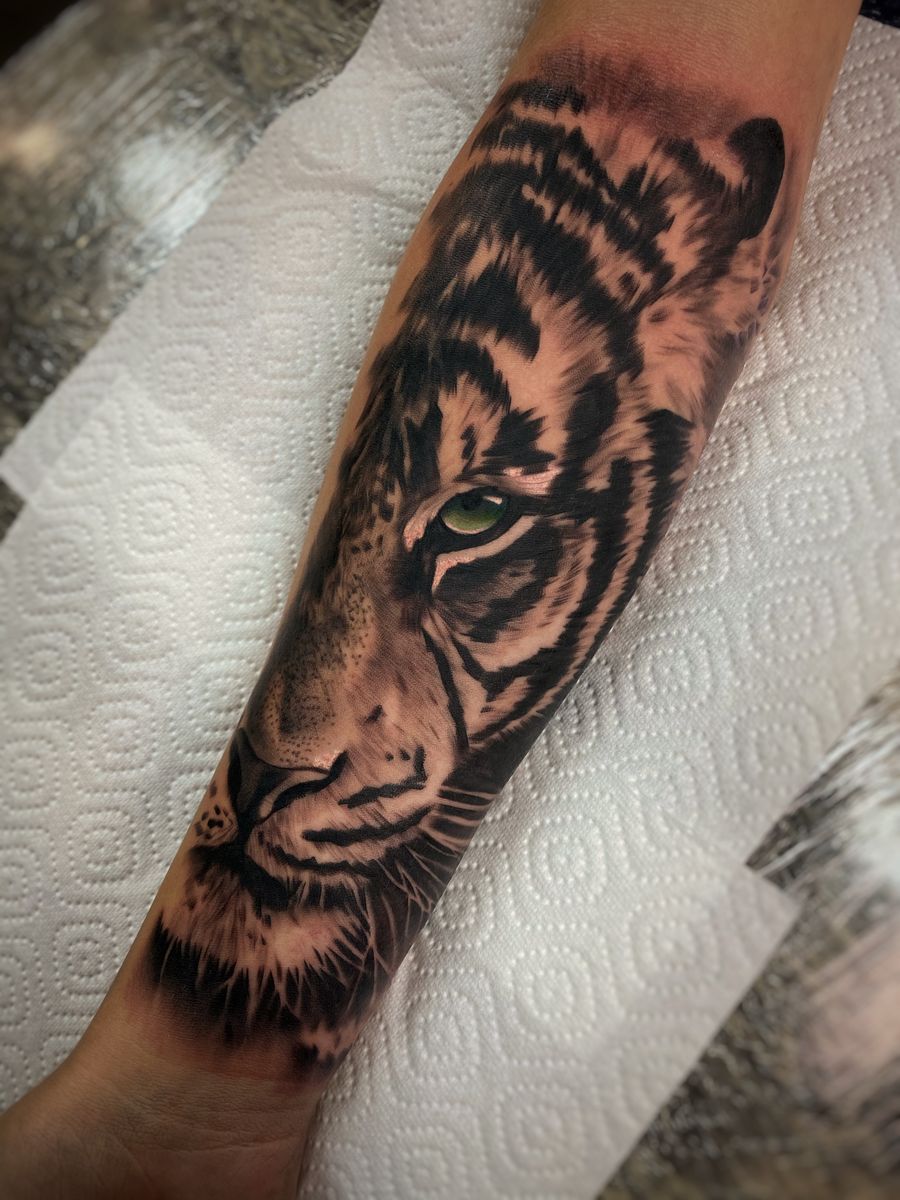 Tattoo uploaded by Mad Ink - Rorschach • Tattoodo