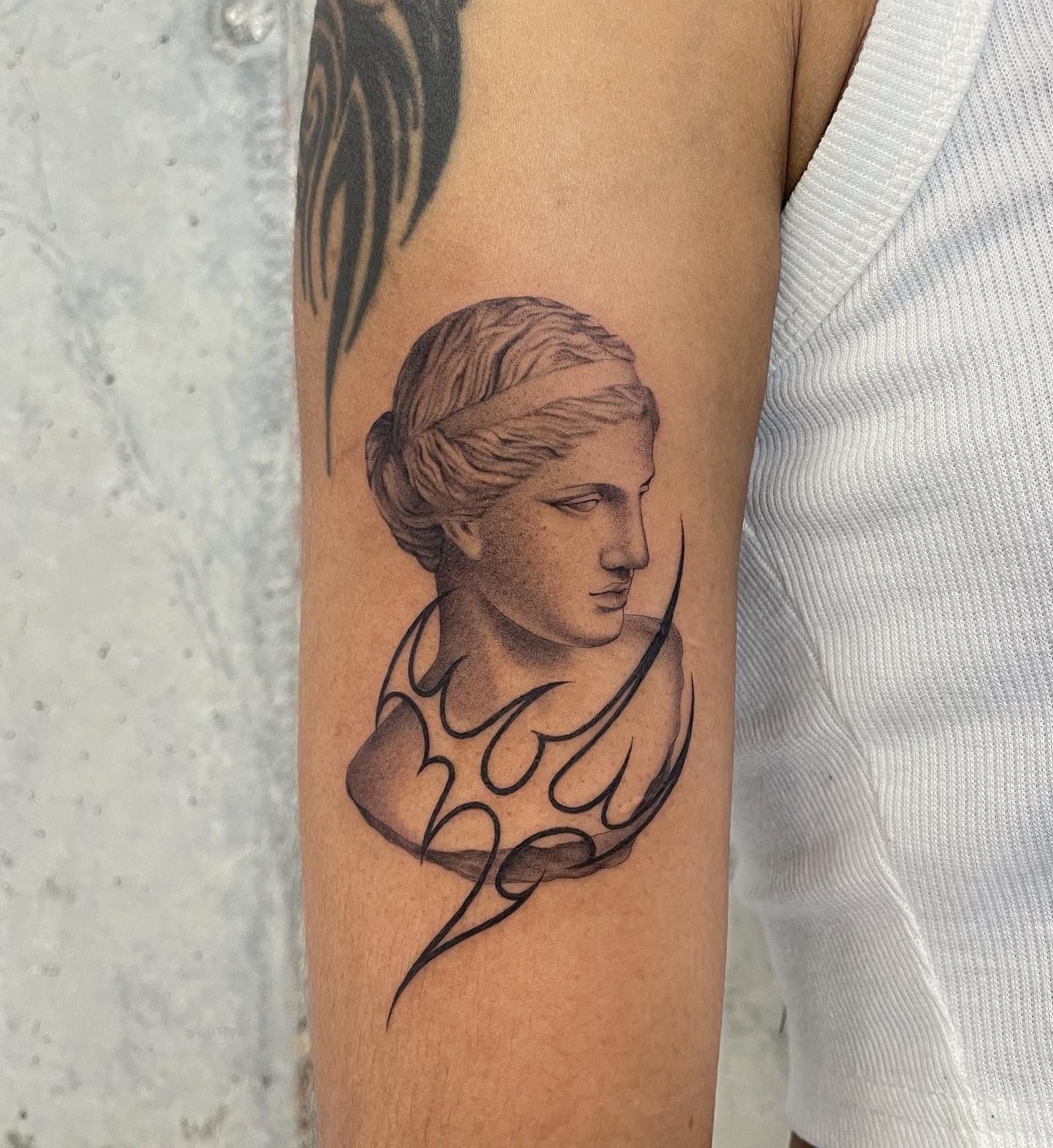 Intricate Statue Pattern Tattoo • Tattoodo