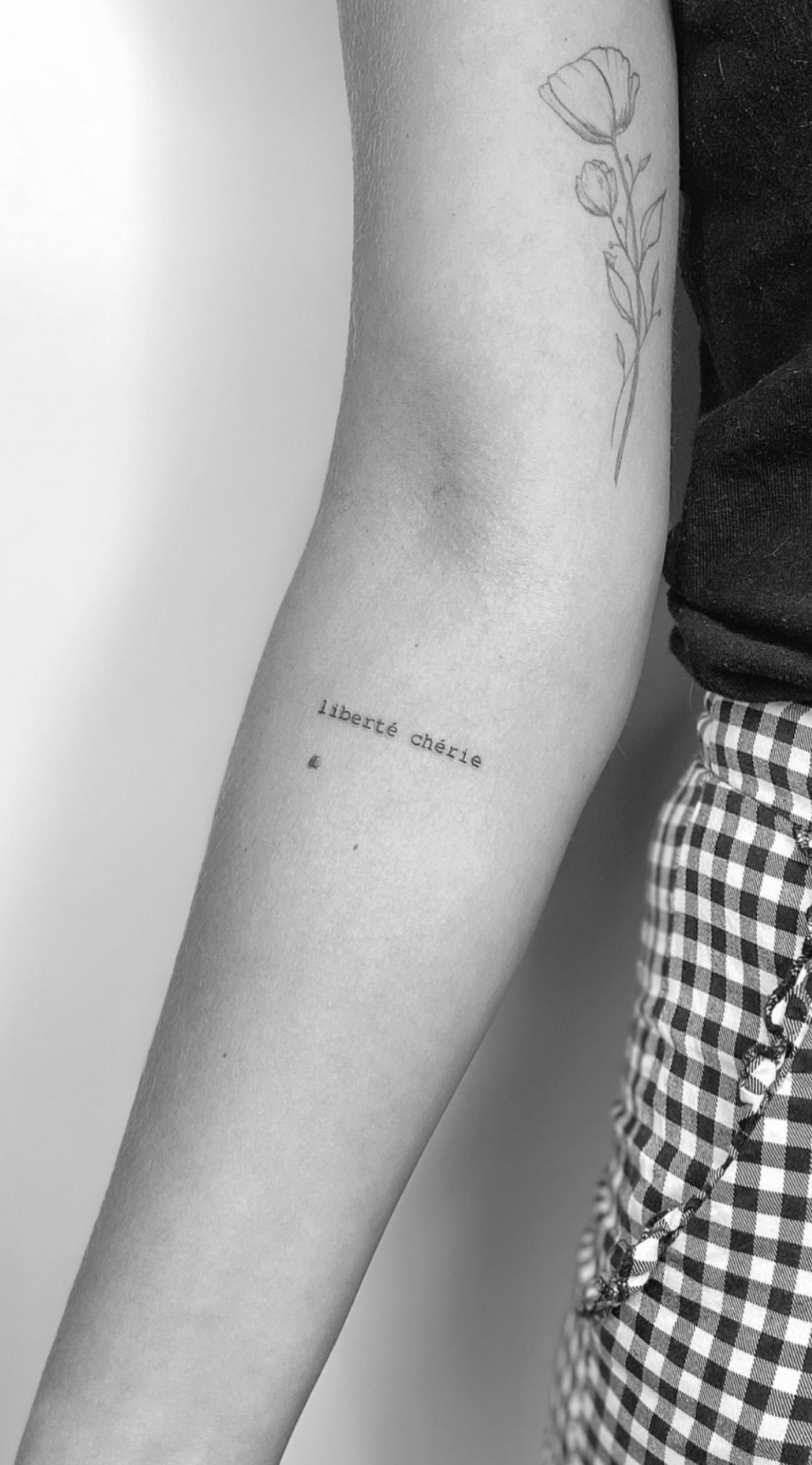 Liberté Chérie Fine Line Tattoo by Math • Tattoodo
