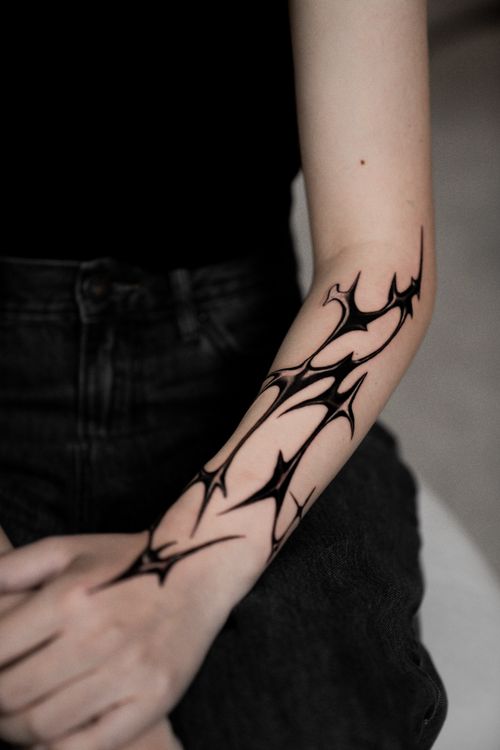Abstract Black Tattoo • Tattoodo