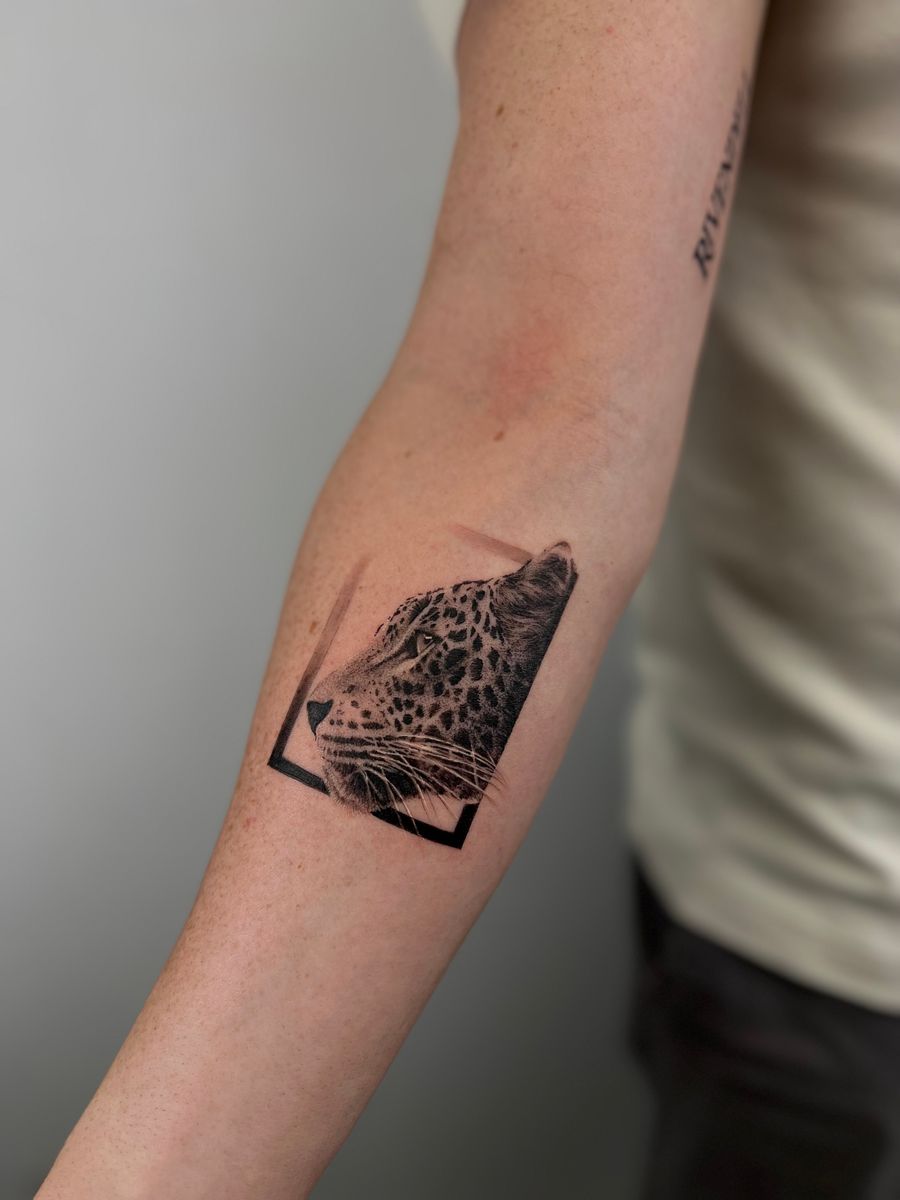 Tattoo uploaded by Dax.tattoos • Tattoodo