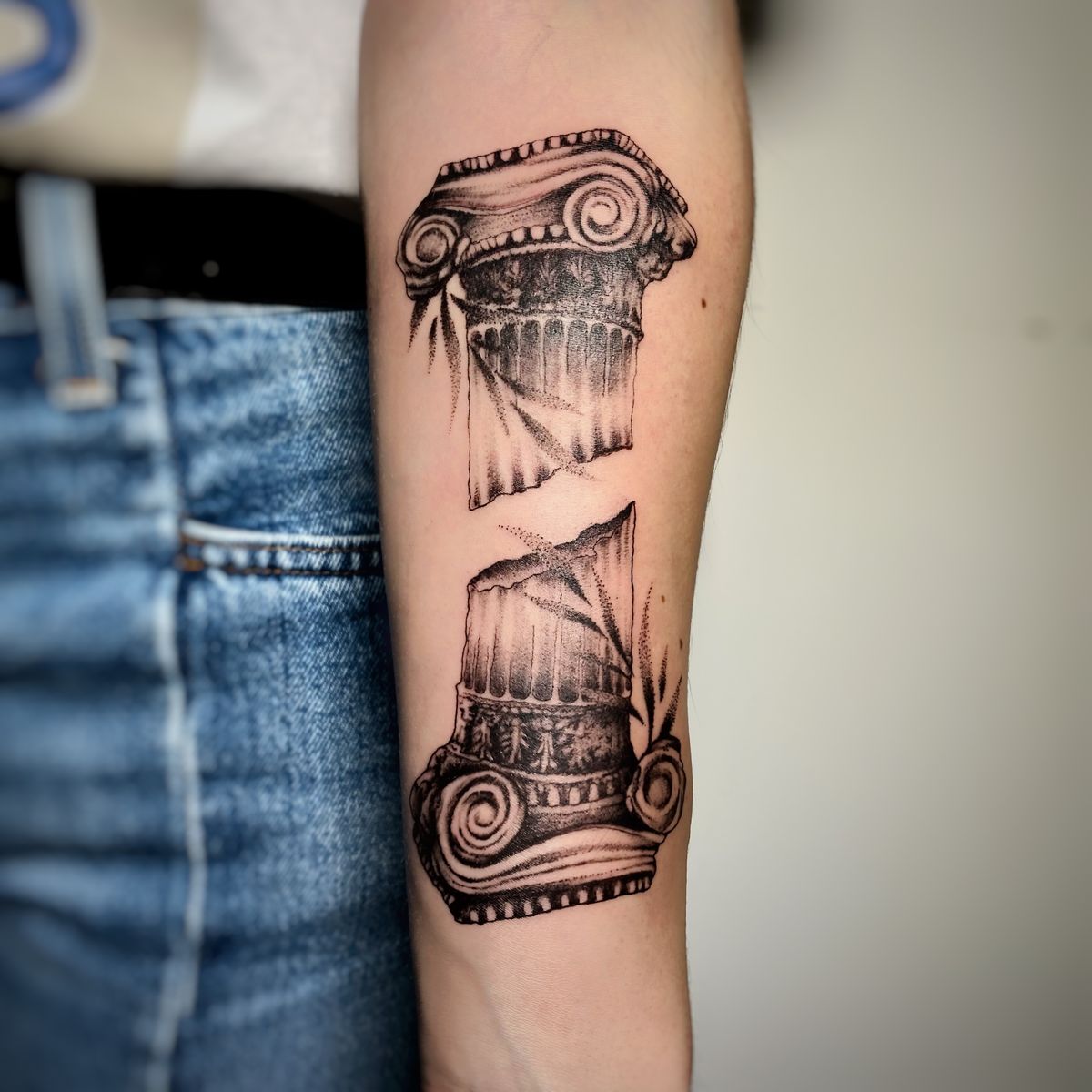 Tattoo uploaded by Alessio Poggiali • Ionic column • Tattoodo