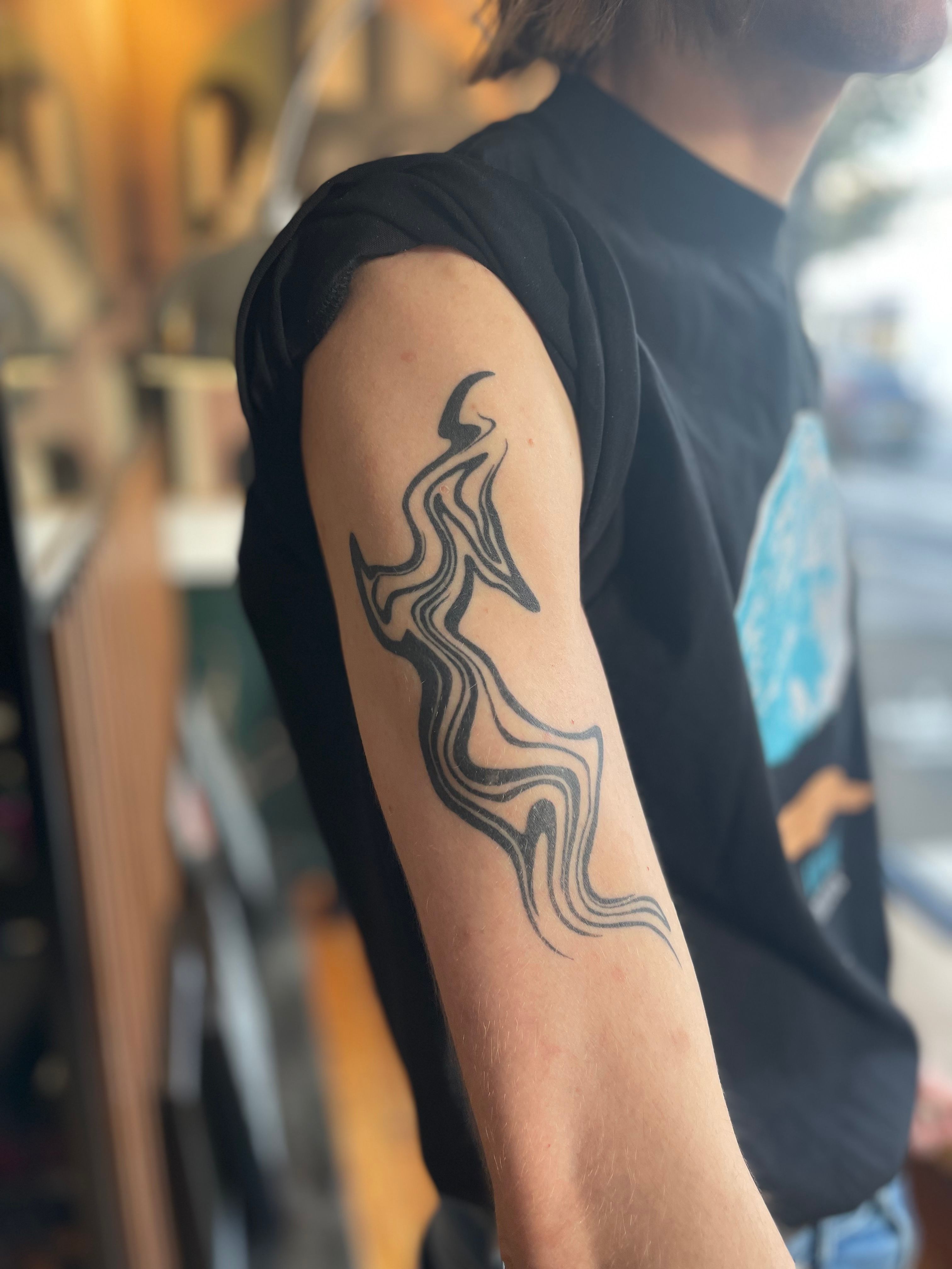 Abstract Blackwork Tattoo by Julia Bertholdi • Tattoodo