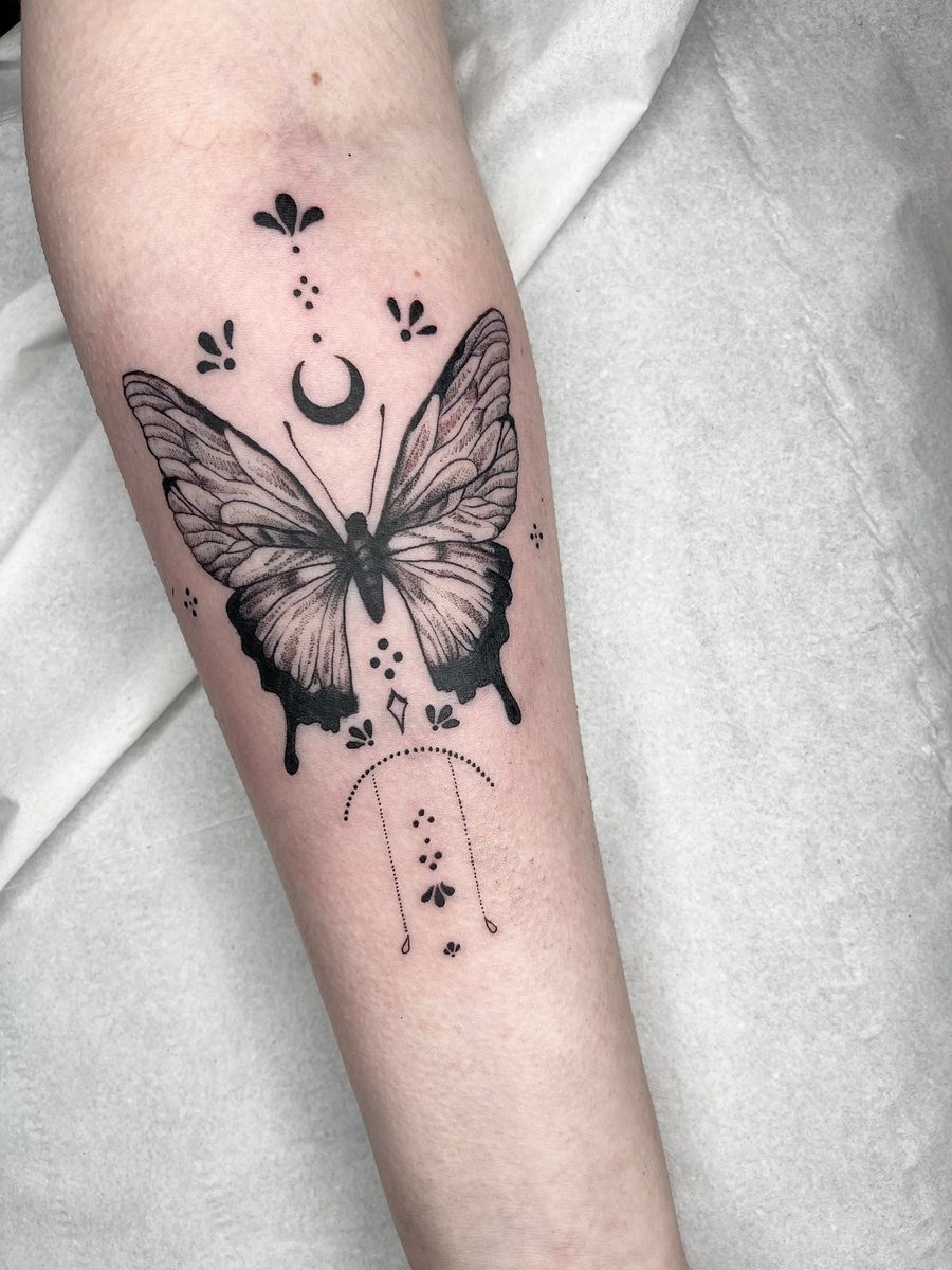 Butterfly Blackwork Tattoo by Beyza Taser • Tattoo uploaded by Beyza ...