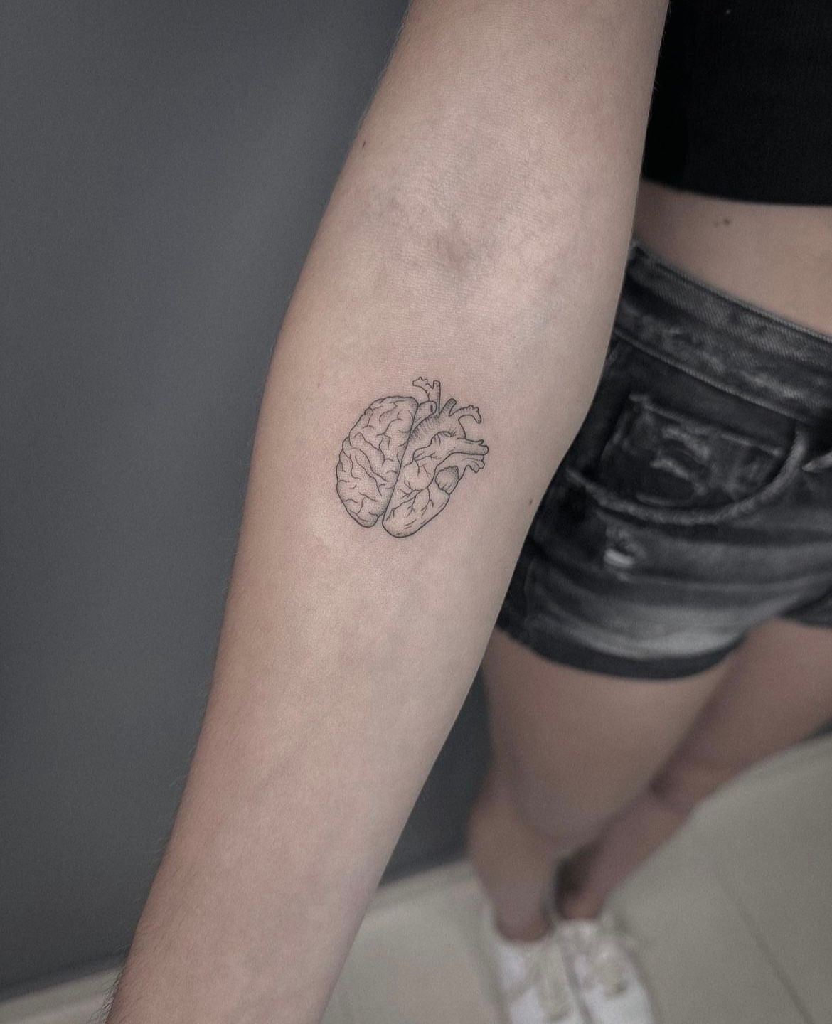 Fine line heart and brain tattoo by Monike • Tattoodo