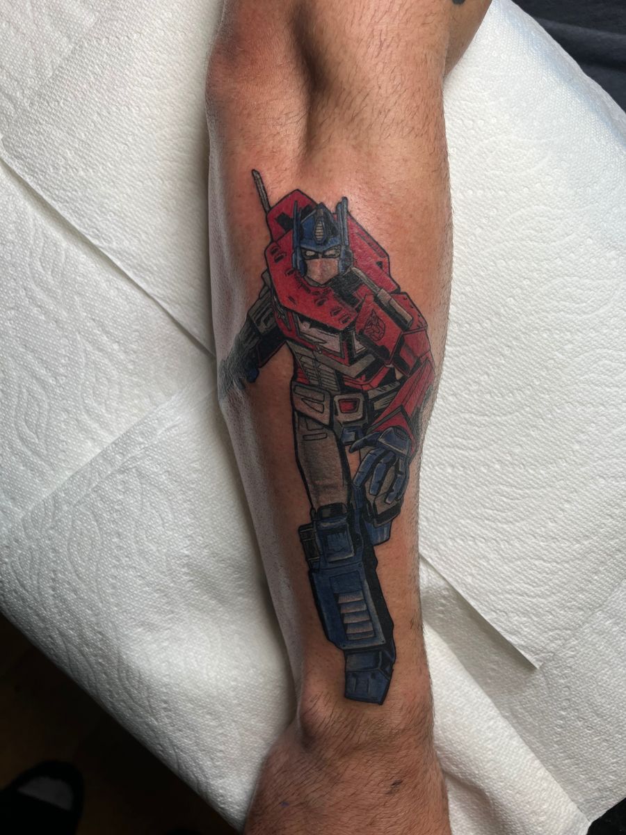 Tattoo uploaded by Amanda Scipioni [pickles] • Optimus Prime • Tattoodo
