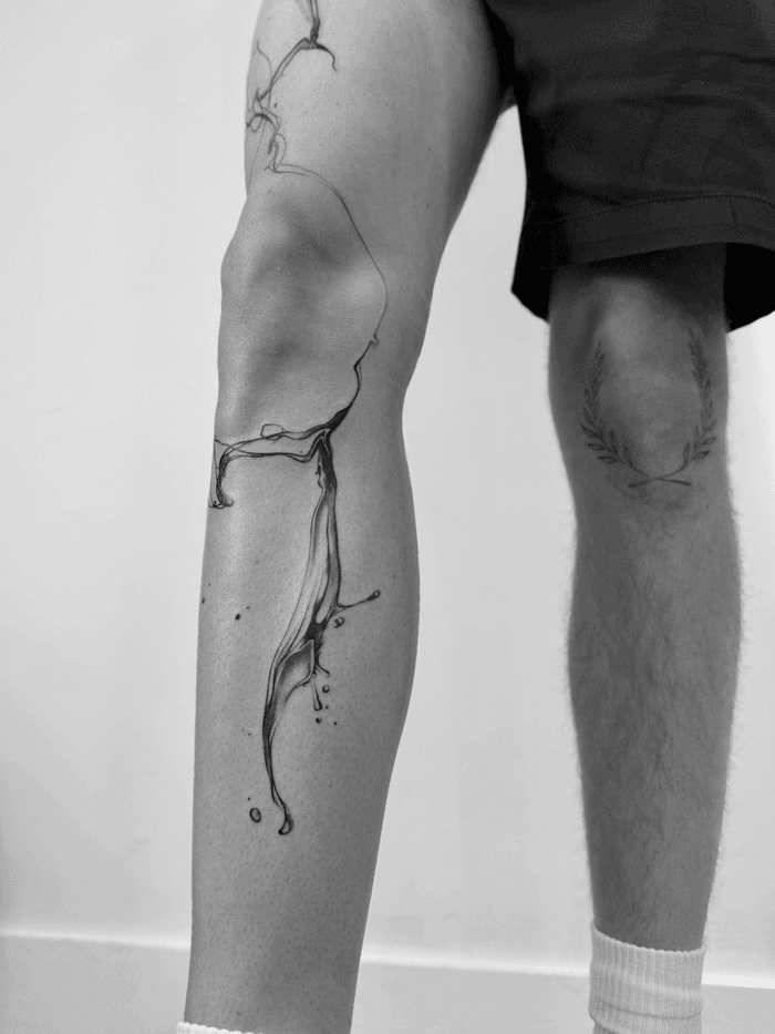 Dynamic Ink Trails • Tattoodo