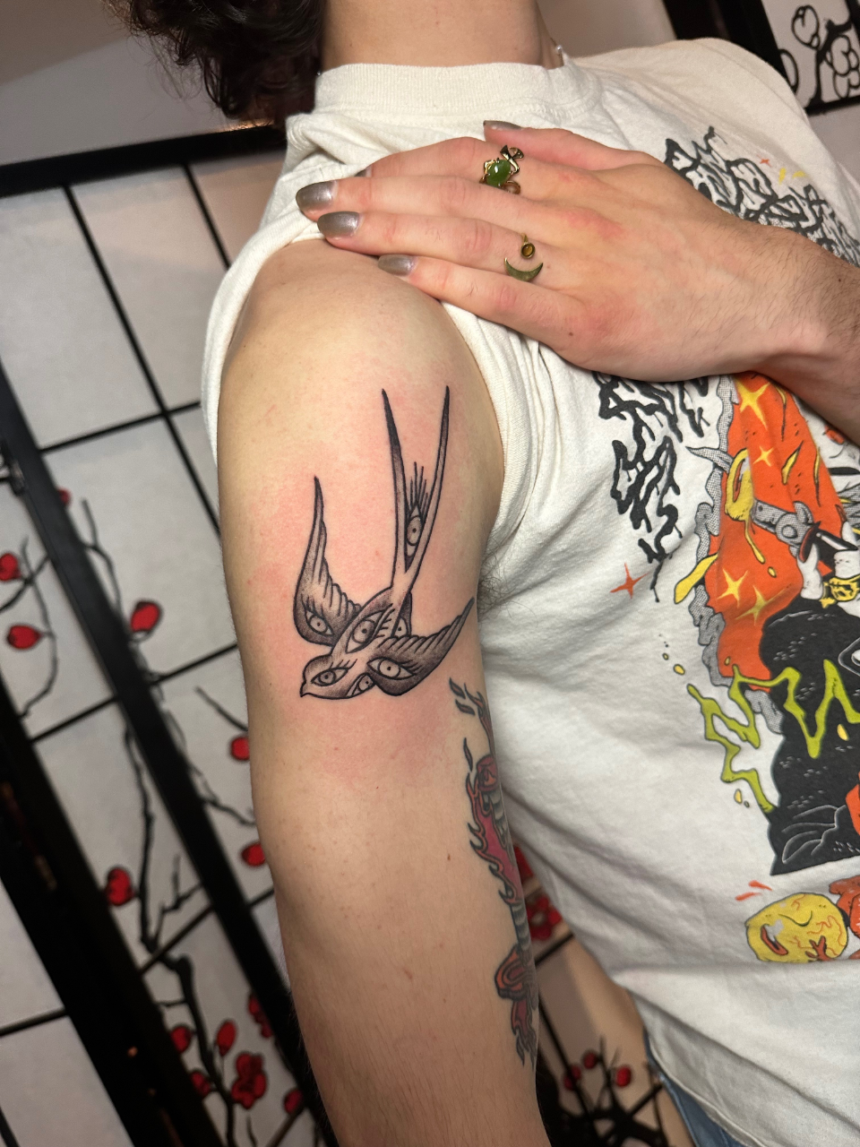 Swallow Tattoo • Tattoodo