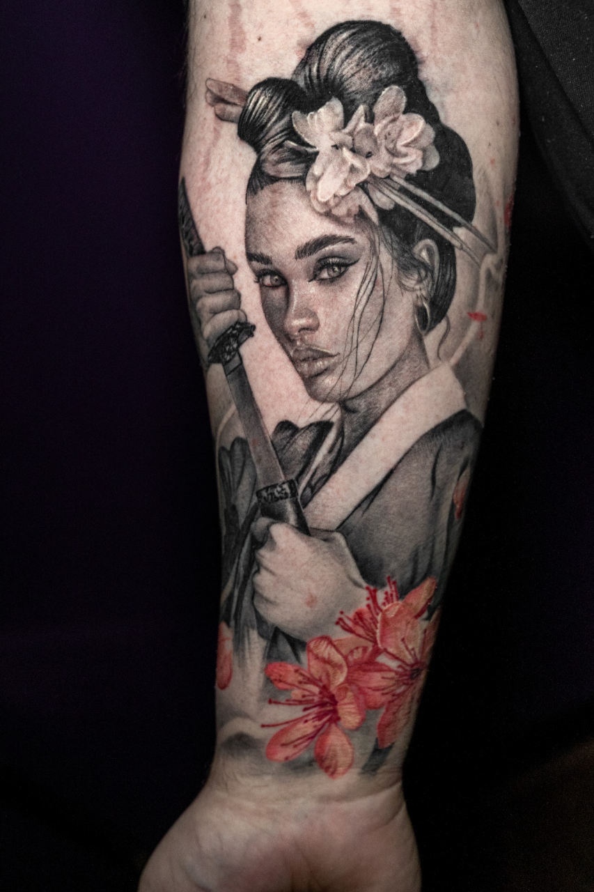 Geisha Katana Tattoos