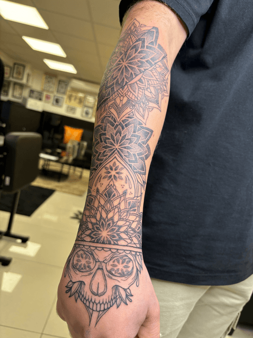 Tattoo uploaded by Alice Hope Tattoo • Tattoodo