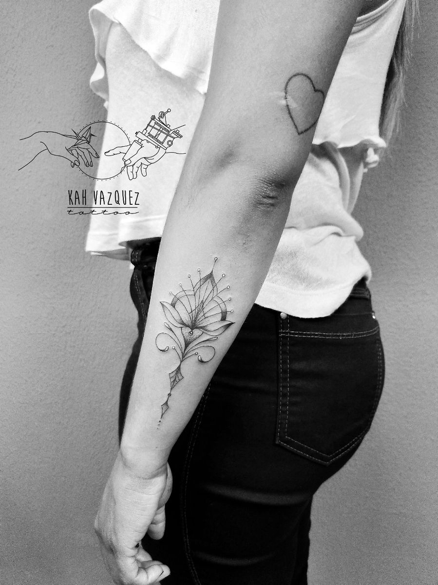 Tattoo uploaded by Kah Vazquez • By @KahVazquezTattoo #KahVazquezTattoo ...