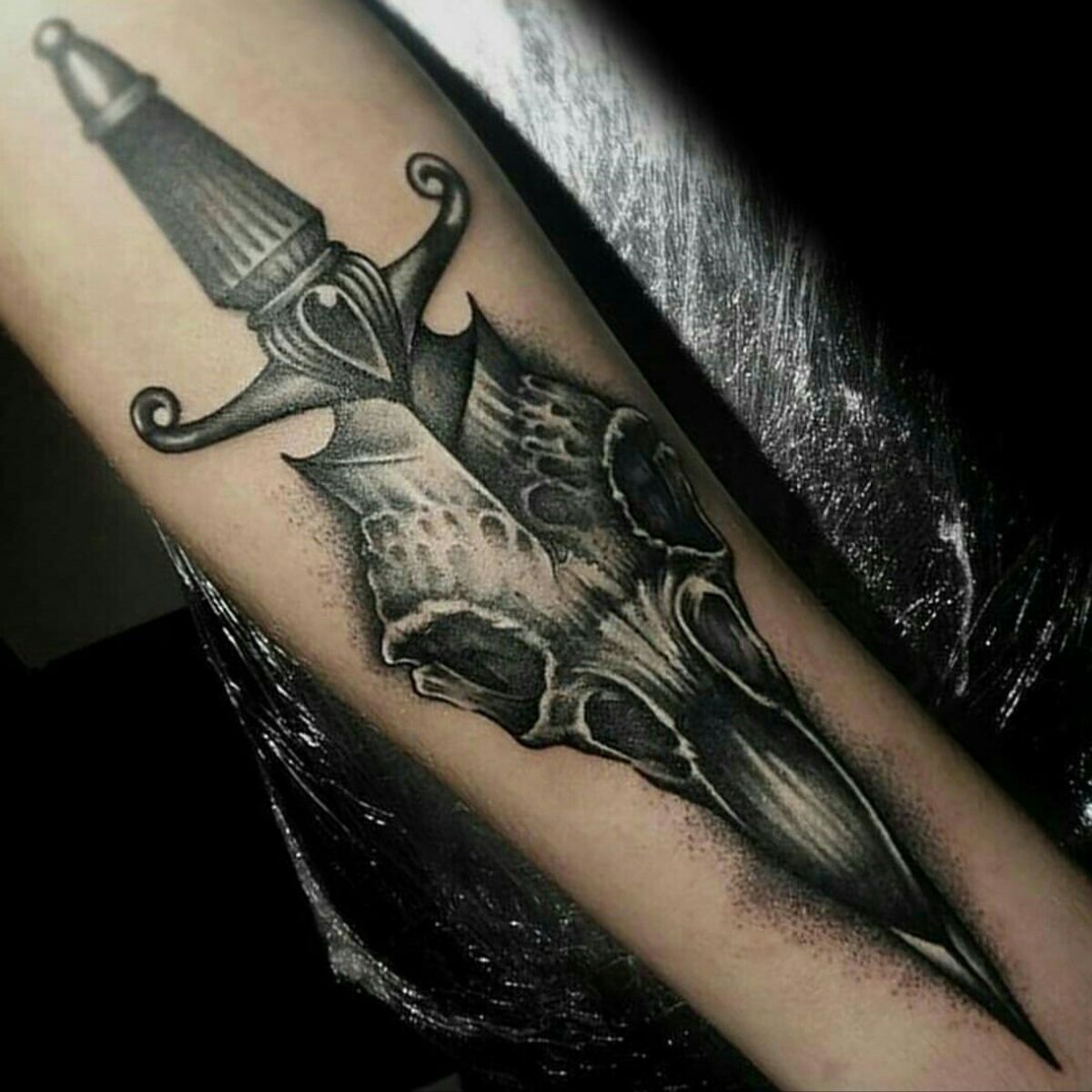 Tattoo uploaded by Chyp • Crow skull carved dagger by the incredibly ...